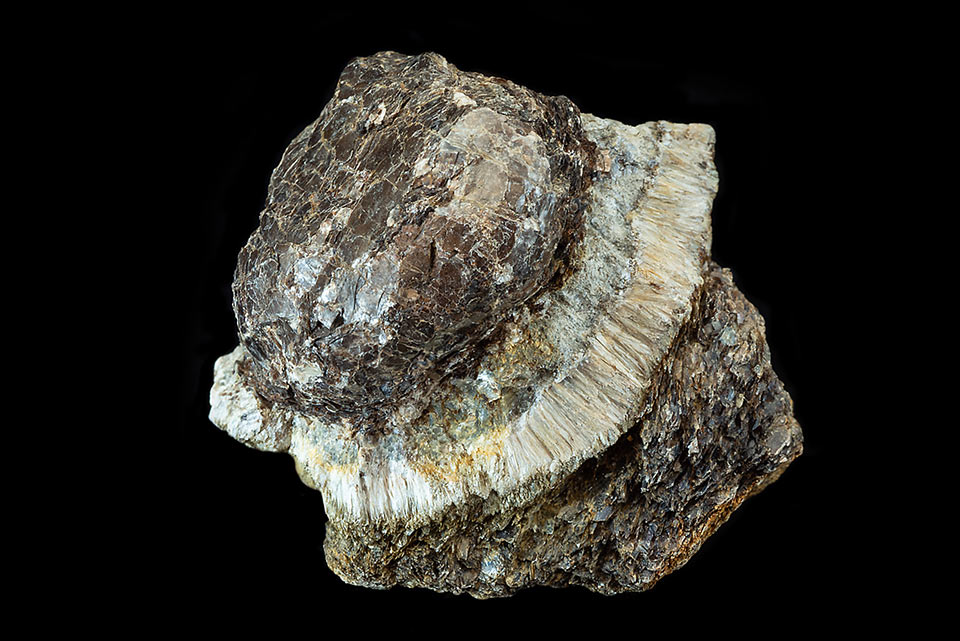Introduction to Amphibole Group Minerals
