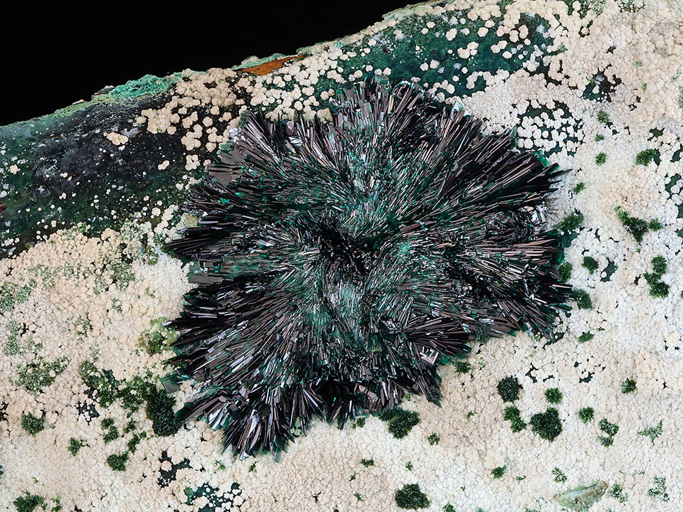 Atacamite - Mineral Properties, Photos and Occurence